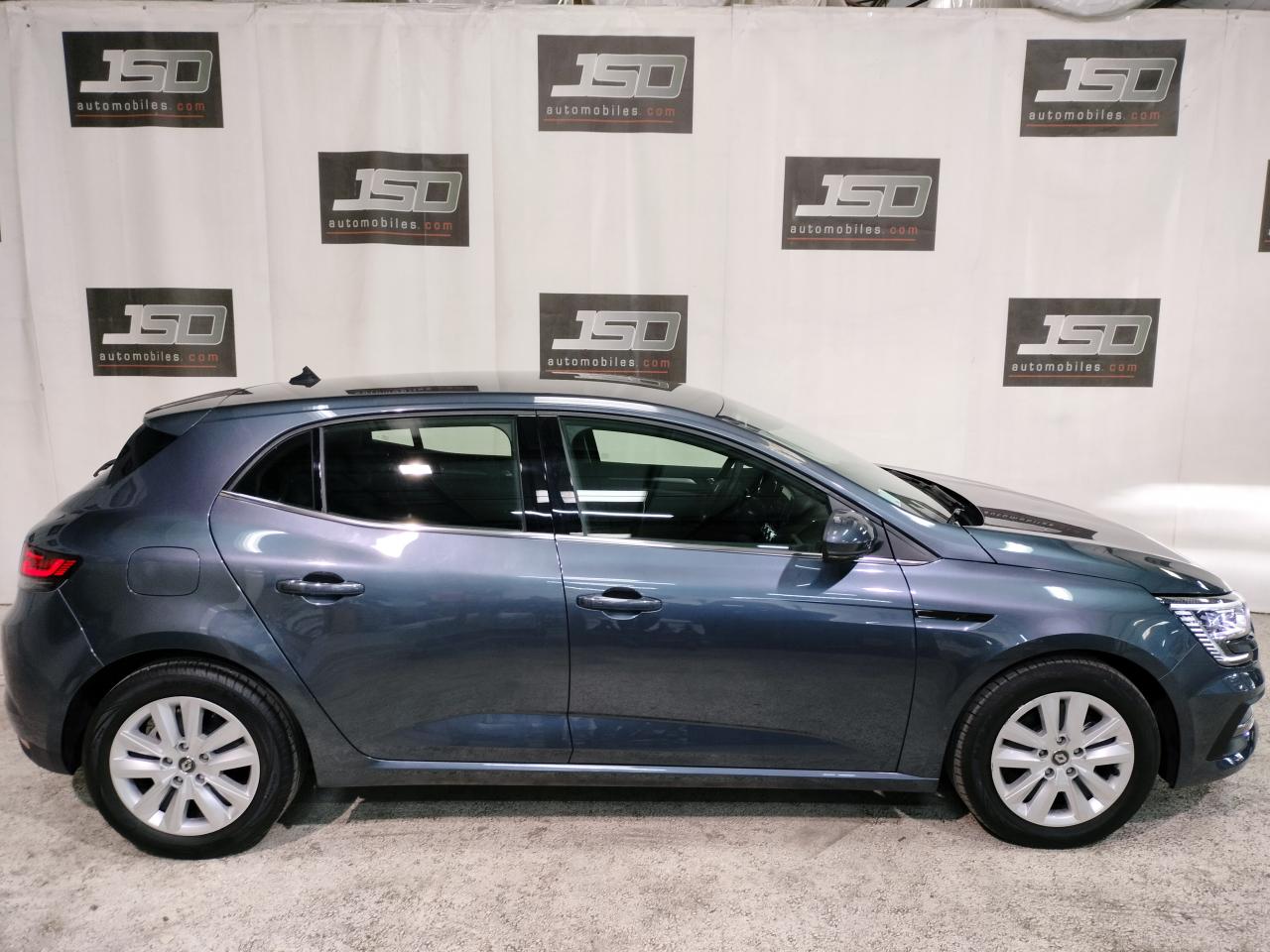 JSD AUTOMOBILES - RENAULT-MEGANE-Mégane IV Berline Blue dCi 115 Business